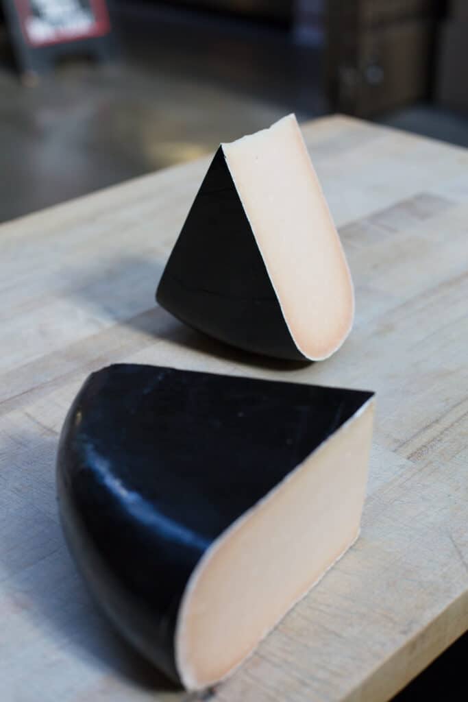 Gouda, L’Amuse Brabander, S/O ~20# $/# – Regional Access